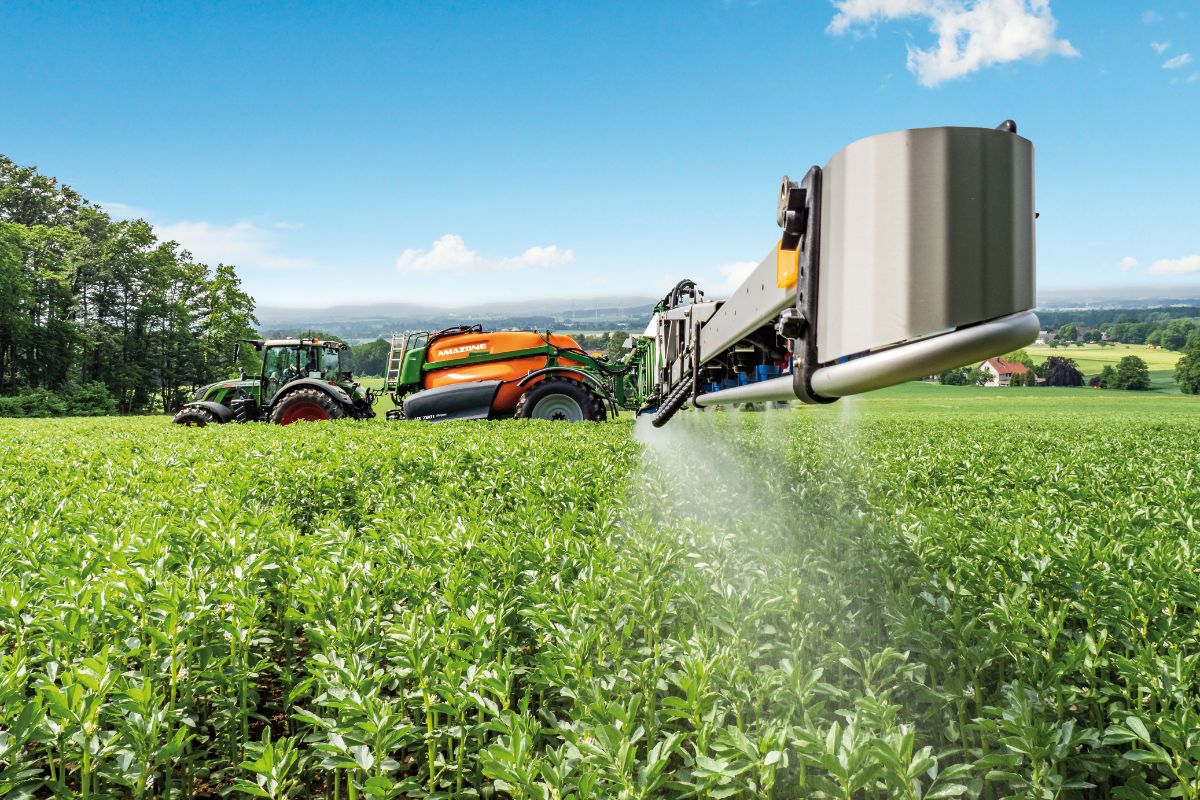 La gamme de pulvérisateurs AMAZONE intègre la nouvelle rampe SUPER L3 - Pas d'avenir sans ...